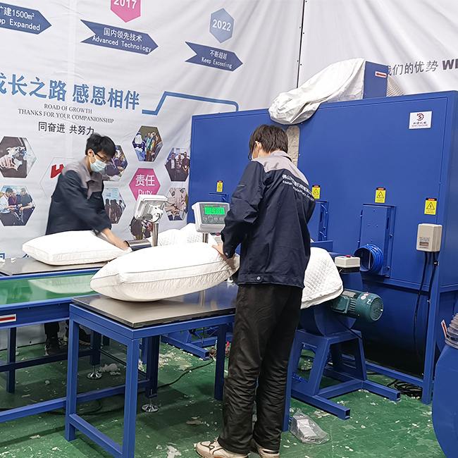 Fiber Mixed with Shredded Foam Semi-Automatic Pillow Production Line ...